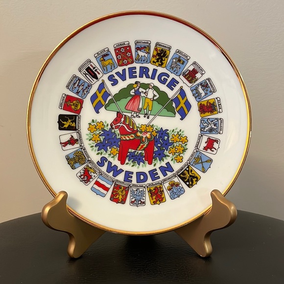 Vintage | Accents | Vintage Sweden Heritage Decorative Plate | Poshmark